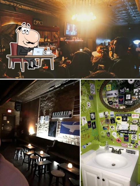Burlington Bar in Chicago - Restaurant menu and reviews