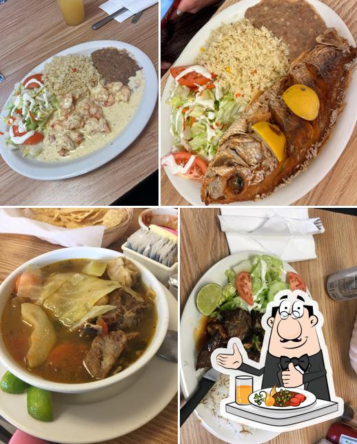 Xela Super Deli & Kabob in Woodbridge - Restaurant reviews