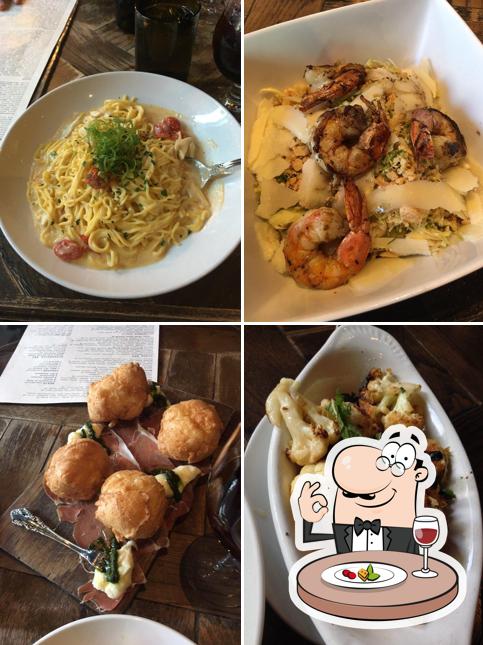 Siena Tavern, Chicago, Grand - Restaurant menu, prices and reviews