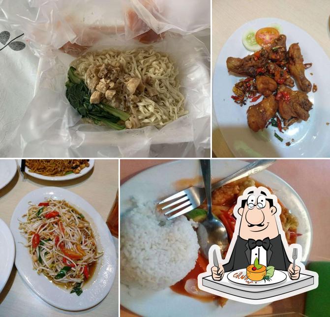 Bakmi Buncit Cab Bintaro, South Tangerang - Restaurant menu, prices and ...