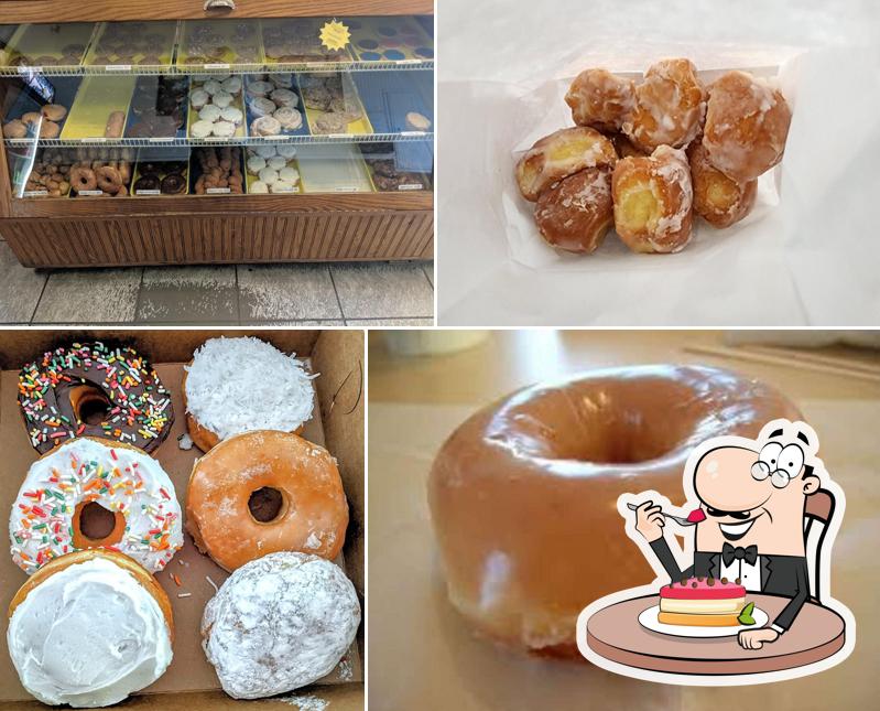 H & R Bakery, Salem - Restaurant menu, prices and reviews