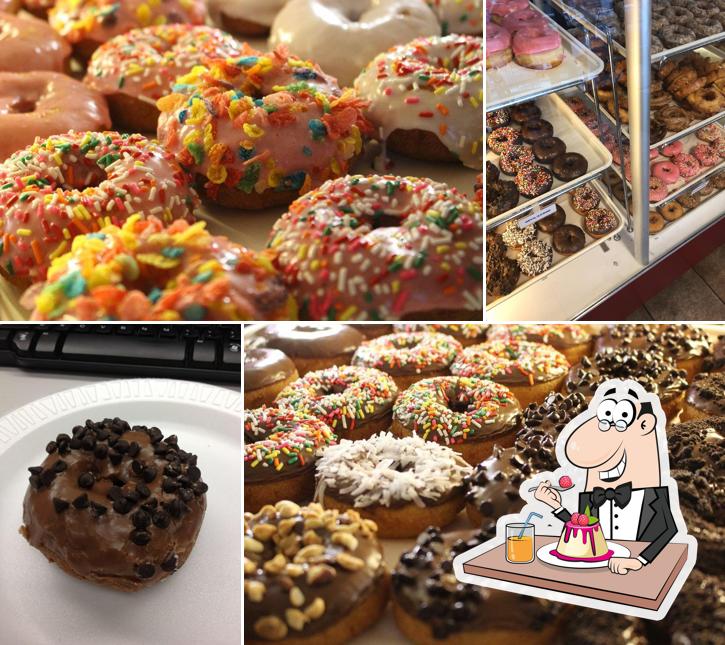 Donut World, 2509 Battleground Ave in Greensboro - Restaurant menu and ...