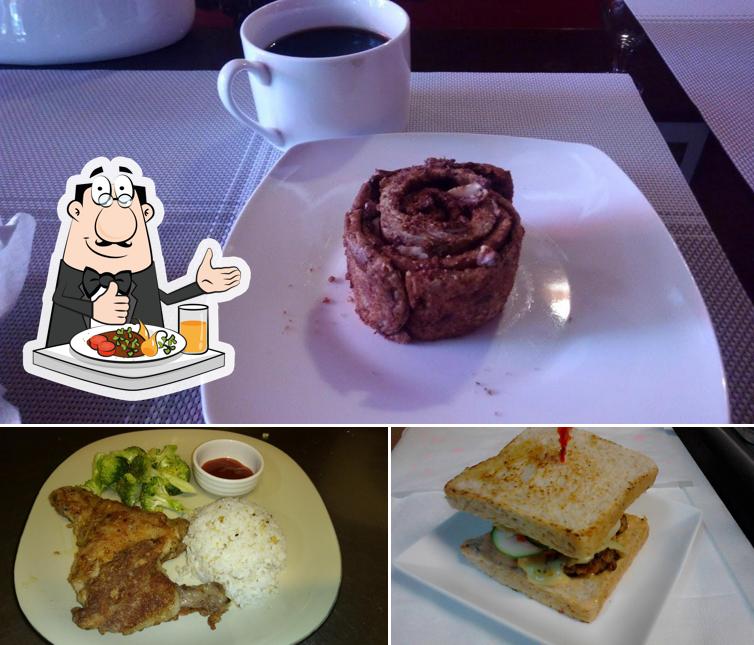 Macky's Cafe, Science City of Muñoz - Restaurant menu, prices and reviews