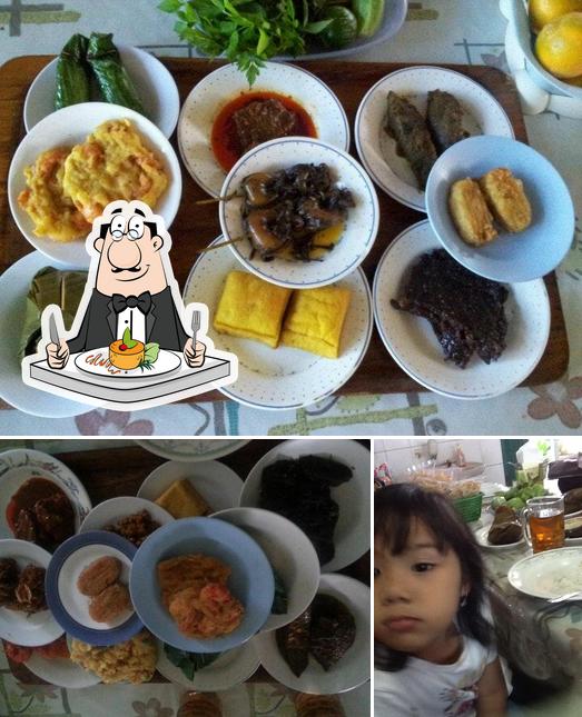 RM Ma Ecot asli, Nagreg - Restaurant menu, prices and reviews