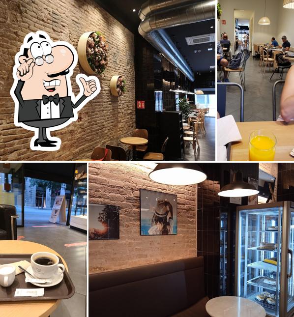 365 cafe, Barcelona - Restaurant menu, prices and reviews