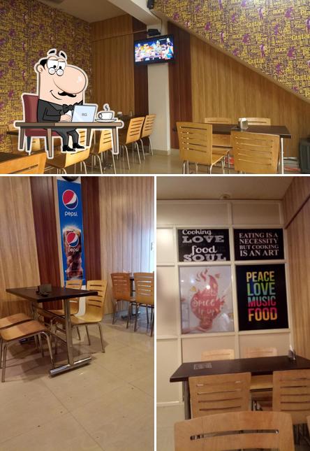 Food Adda, Zirakpur, 62 - Restaurant reviews