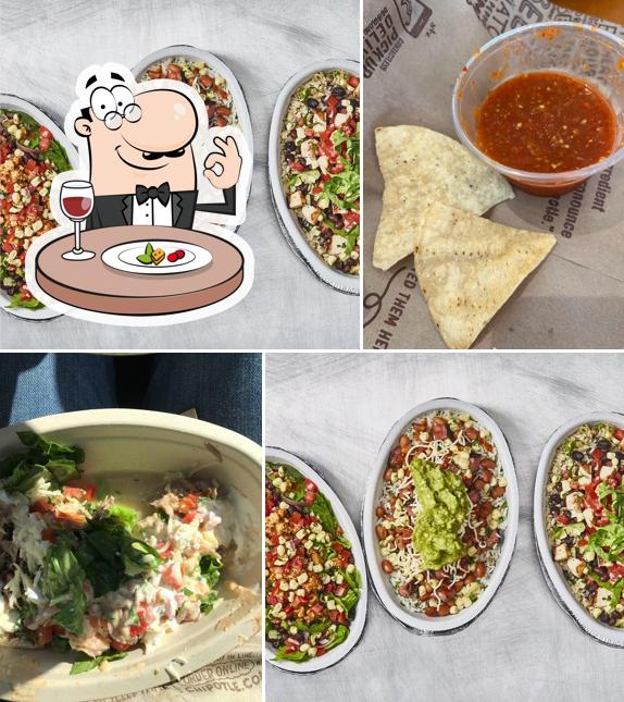 Chipotle Mexican Grill, 303 Memorial City Mall in Houston - Restaurant ...