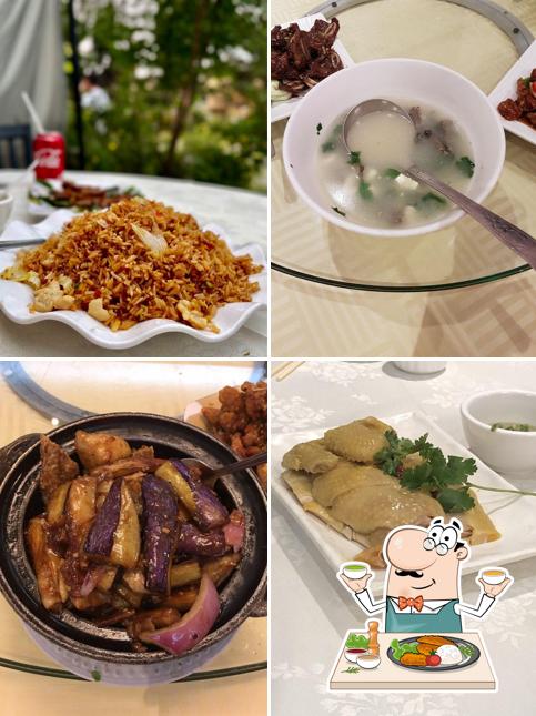 Dong Kee Chinese Restaurant in Toronto - Restaurant menu and reviews