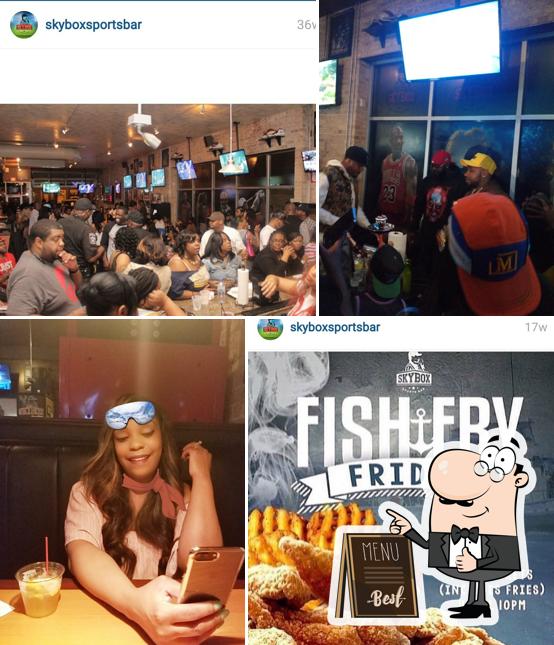 Skybox Sports Bar, Milwaukee - Restaurant menu, prices and reviews