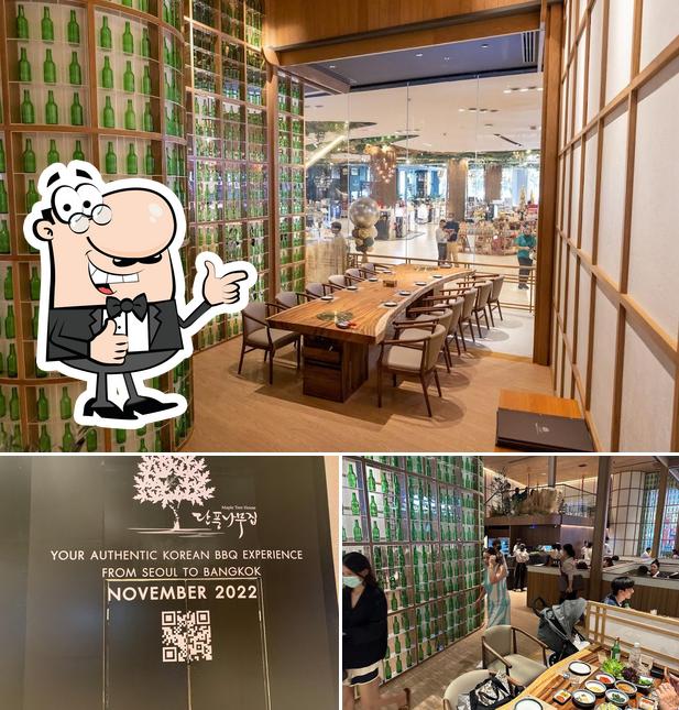 Maple Tree House Thailand, Bangkok - Restaurant menu, prices and reviews