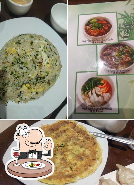 Mien San Noodle House restaurant, San Juan, 53 Connecticut - Restaurant ...