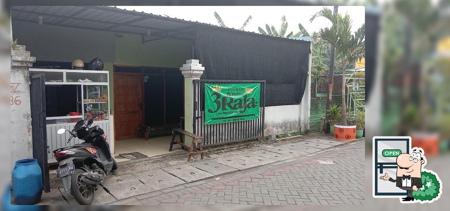 3 Raja Bakso dan Pangsit Mie Ayam restaurant, Surabaya, Jl. Medayu ...