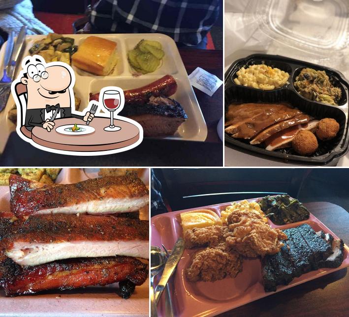 Slow Bone BBQ in Dallas - Restaurant menu and reviews