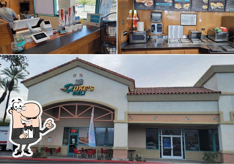 Dukes Deli in Palm Desert - Restaurant reviews