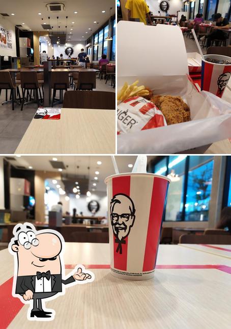 KFC Bangchak Amata restaurant, Ban Kao, Bangchak Amata - Restaurant reviews