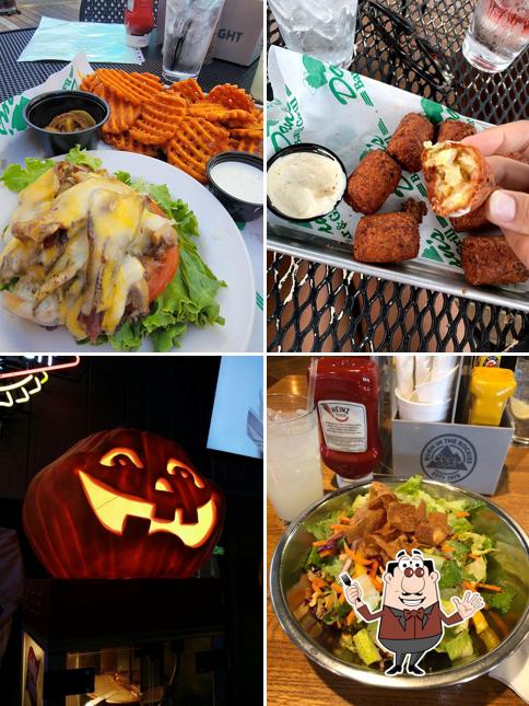 Dan's Bar and Grill, New Trier - Restaurant menu, prices and reviews