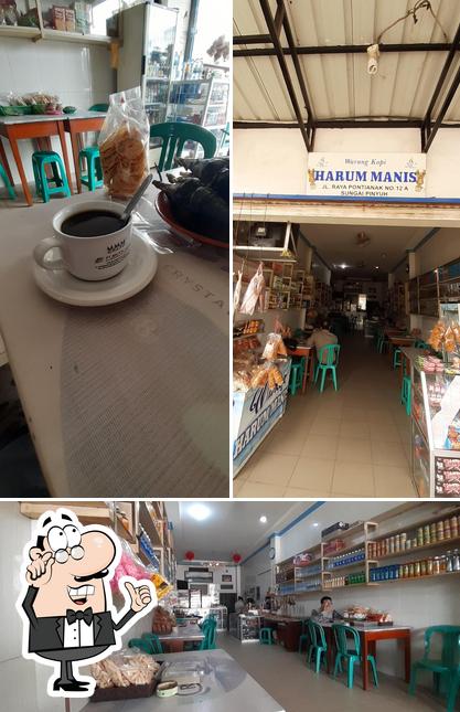 WK. Harum Manis cafe, Pinyuh River - Restaurant reviews