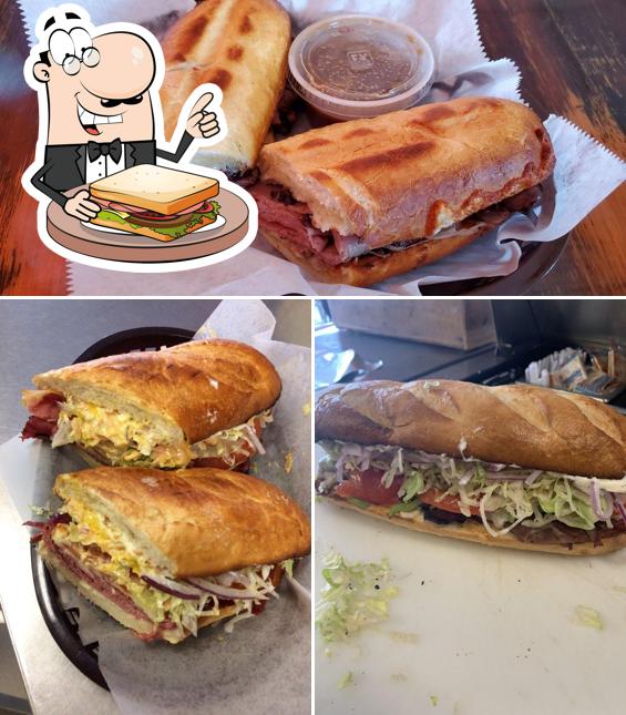 Stumpy's Pizza & Subs in Phoenix - Restaurant menu and reviews