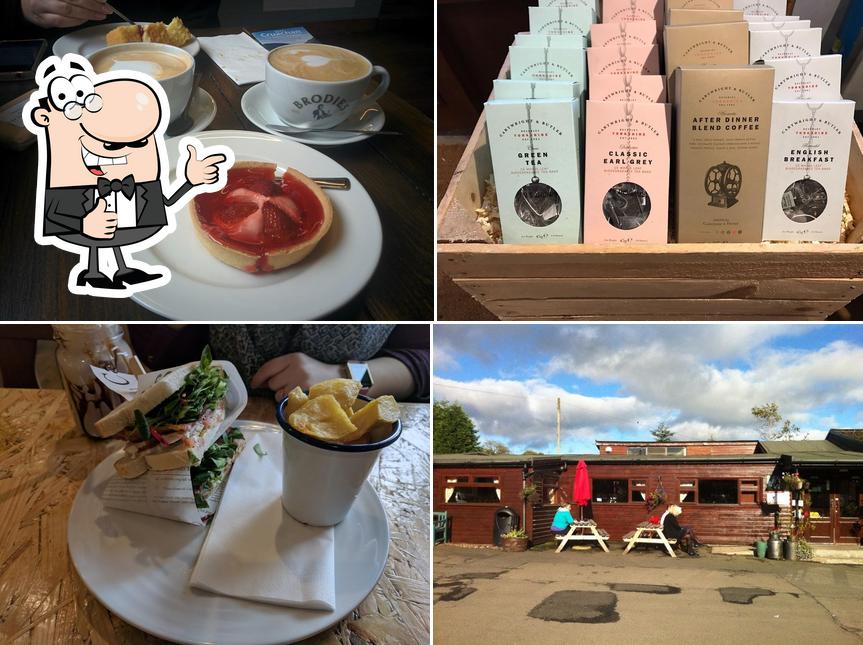 Powmill Milk Bar, Rumbling Bridge in England - Restaurant reviews
