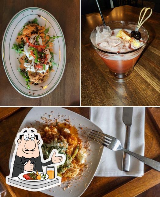 W Bar + Bistro, Cincinnati - Restaurant menu, prices and reviews