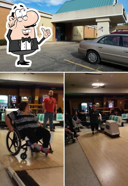 Tiki Bowling Lanes in Lancaster - Restaurant menu and reviews