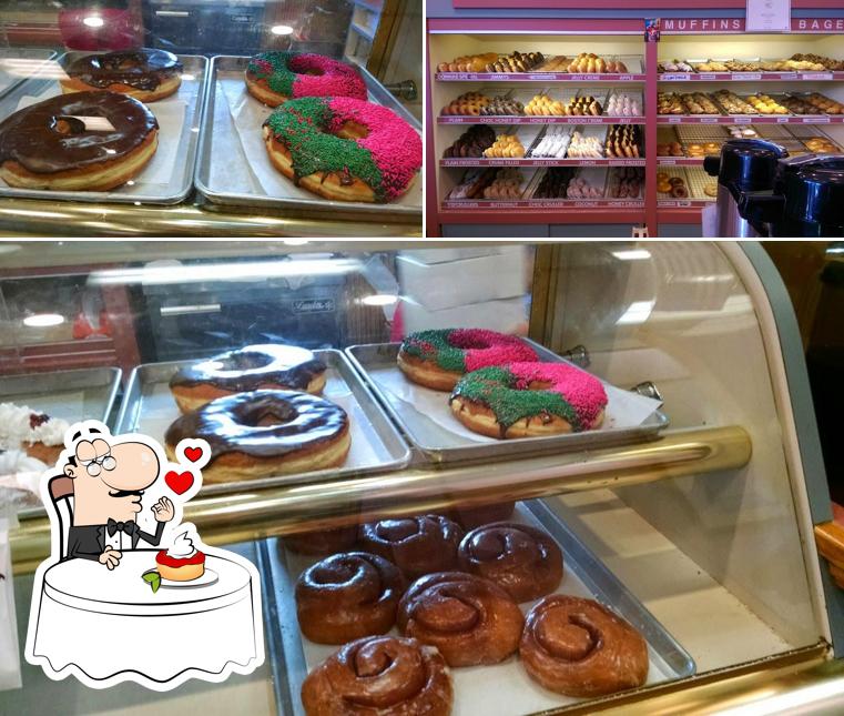 Donna's Donuts, Tewksbury - Restaurant menu, prices and reviews