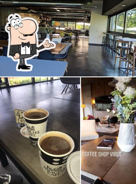 Dilettante Mocha Café at Bellefield Office Park, Bellevue - Restaurant ...