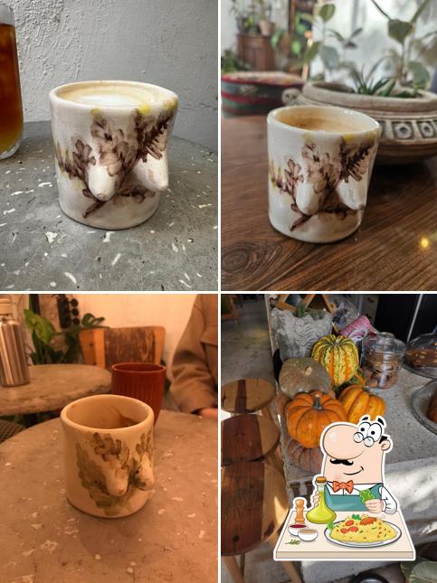 Hoi Coffee and Plants, Izmir - Restaurant menu, prices and reviews