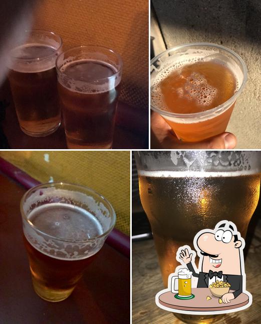 Le Merle Moqueur pub & bar, Paris - Restaurant reviews