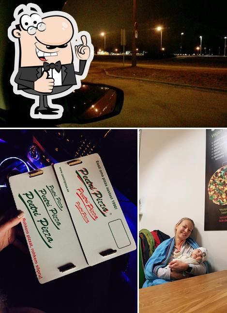Peetri Pizza pizzeria, Tallinn, Pirita tee 26 - Restaurant menu and reviews