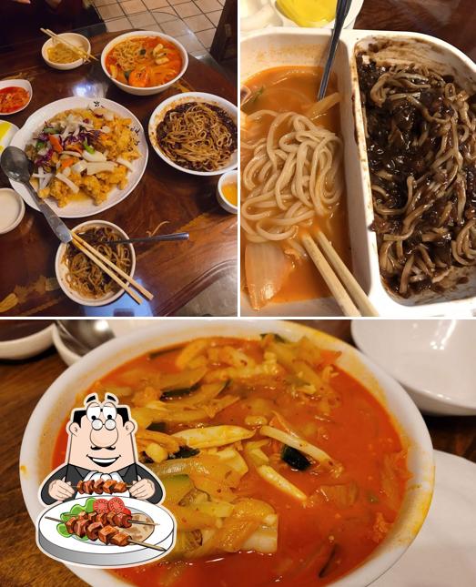 Sunny Dragon Restaurant 해룡반점, Richmond Hill - Restaurant menu, prices ...