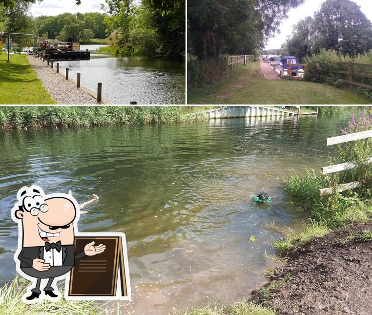 The Locks Inn Community Pub, Geldeston - Restaurant menu, prices and ...