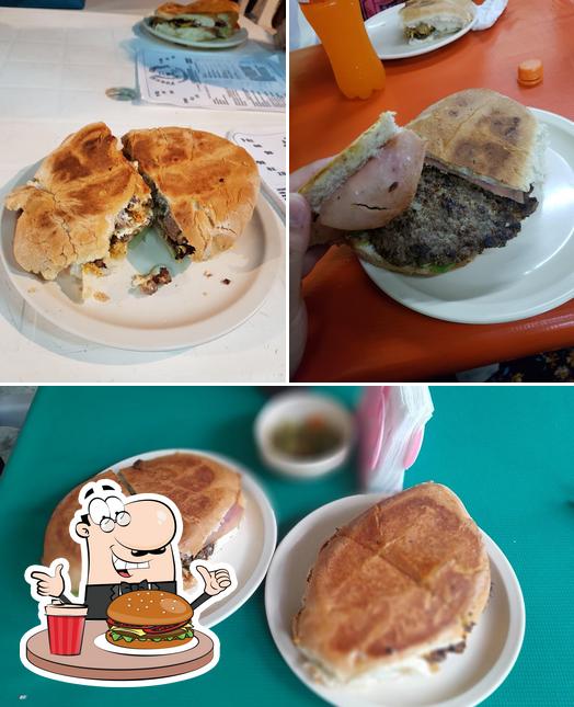 Kuwait Mexican Sandwiches, Mazatlán - Restaurant menu, prices and reviews