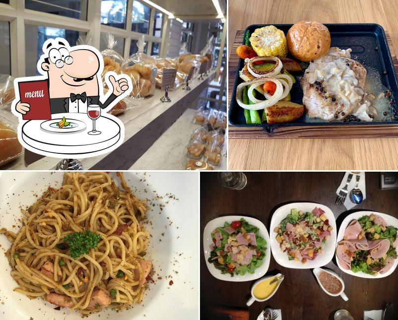 The Deli House restaurant, Bangkok, 1 ถนนปูนซิเมนต์ไทย - Restaurant ...