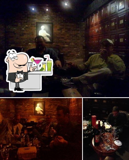 The Vertigo Club in Seattle - Restaurant menu and reviews