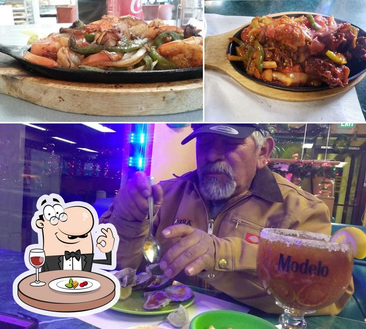 Mariscos Ensenada in Santa Maria - Restaurant menu and reviews