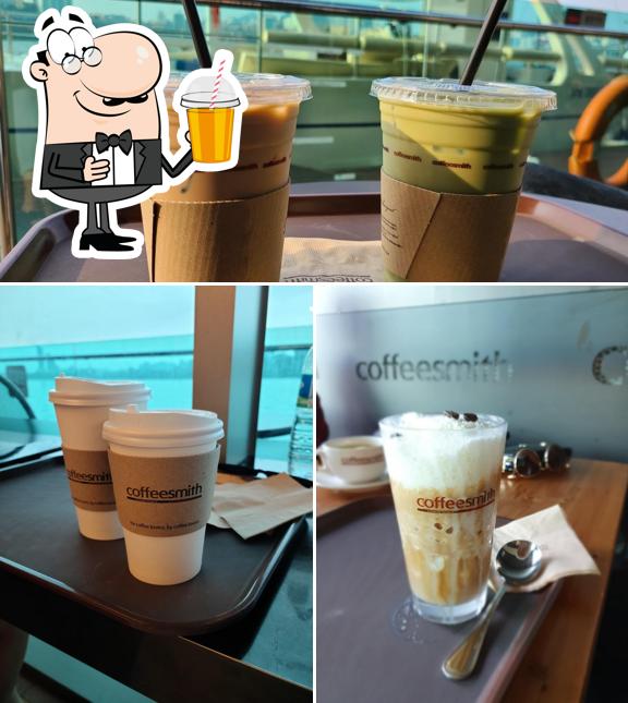 Coffeesmith Hangang Jamwon, Seoul - Restaurant reviews