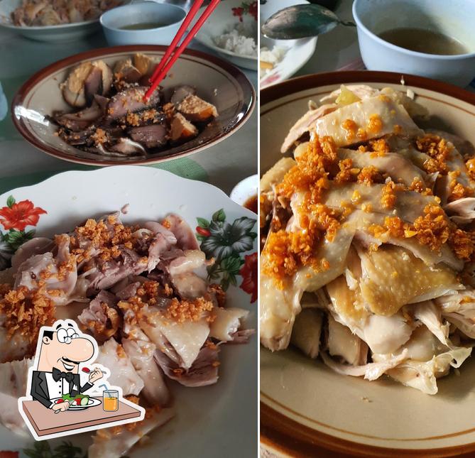 Ayam Rebus Dan Kuping Babi restaurant, North Jakarta - Restaurant reviews