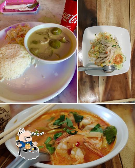 Thai Wang, Bangkok, Sanam Chai - Restaurant menu, prices and reviews
