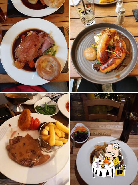 Eight Bells Inn, Church St in Chipping Campden - Restaurant menu and ...