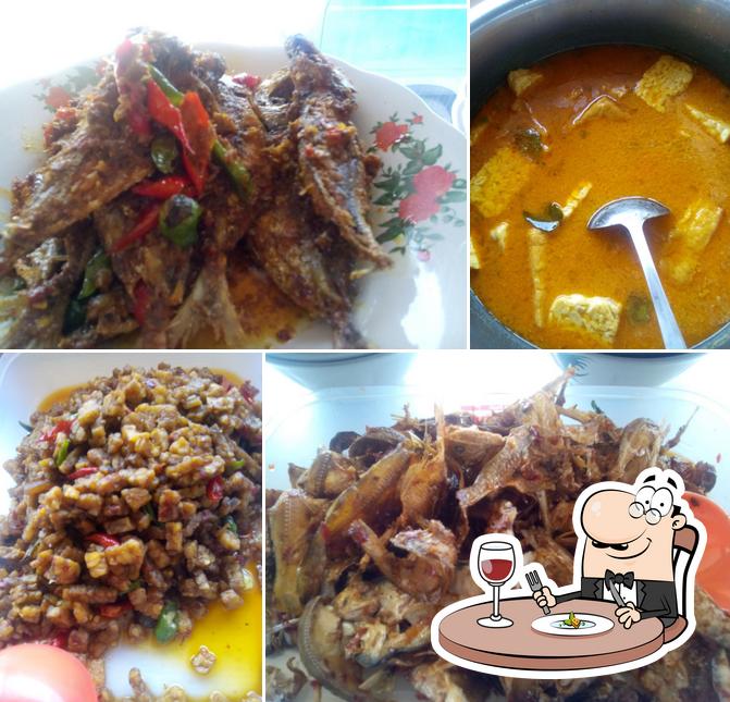 warung angga cafe, Cileungsi - Restaurant reviews