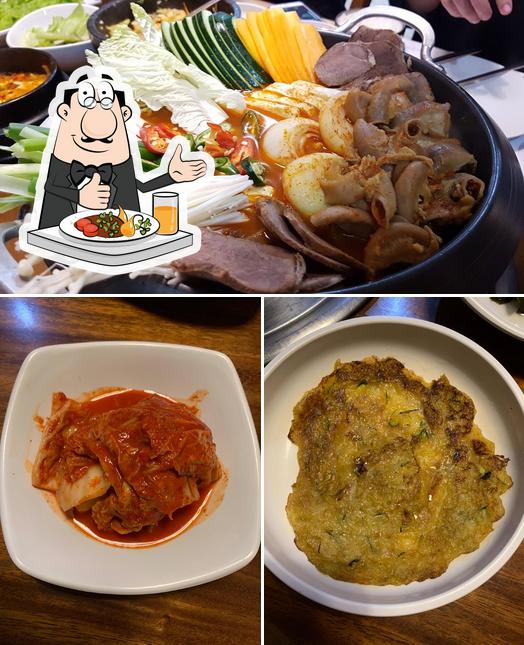 Chung Gi Wa, Semarang - Restaurant menu, prices and reviews
