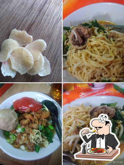 All places to eat and drink in Cipayung Jaya, spring 2024 - Restaurant Guru