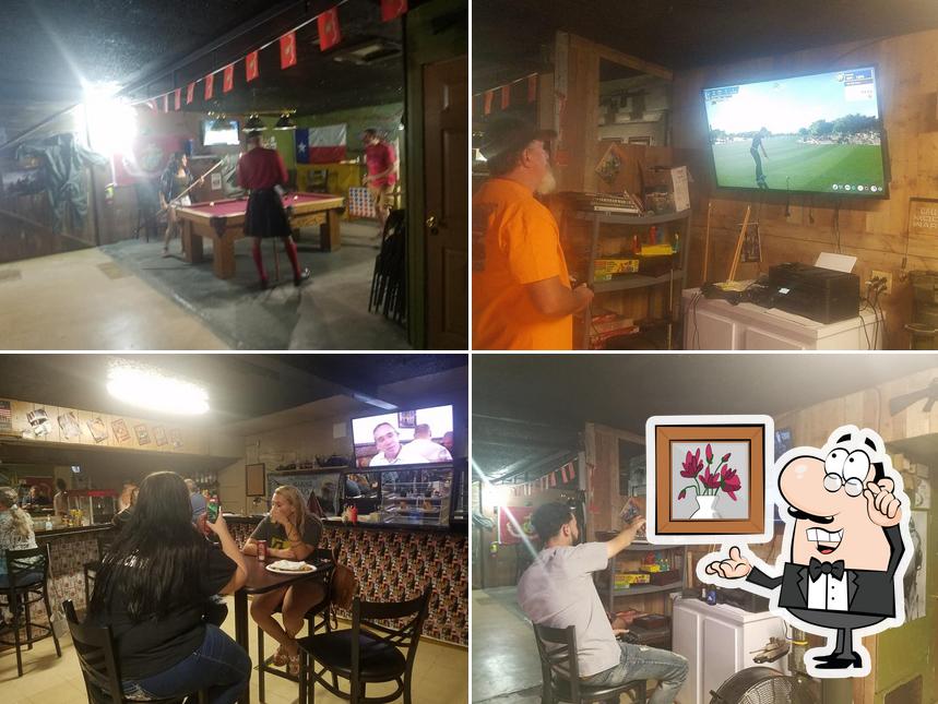 Tun Tavern in Sulphur Springs - Restaurant reviews