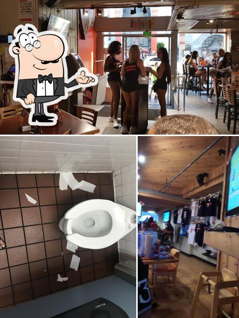 Hooters of Hollywood, West Hollywood - Restaurant menu, prices and reviews