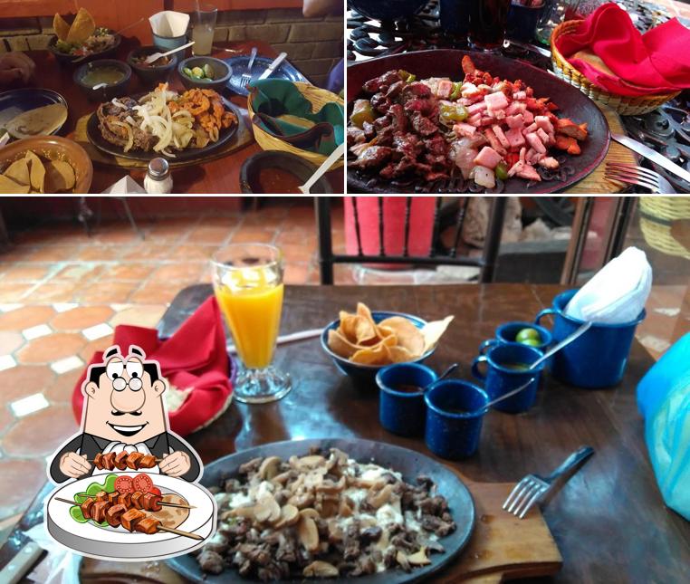 Los Compadres, Saltillo - Restaurant menu, prices and reviews