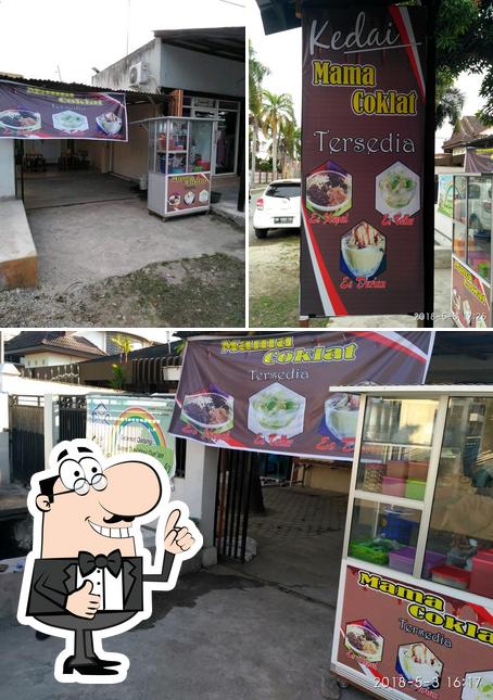 Kedai Mama Coklat Dan Kedai Binte Inayah restaurant, Palu