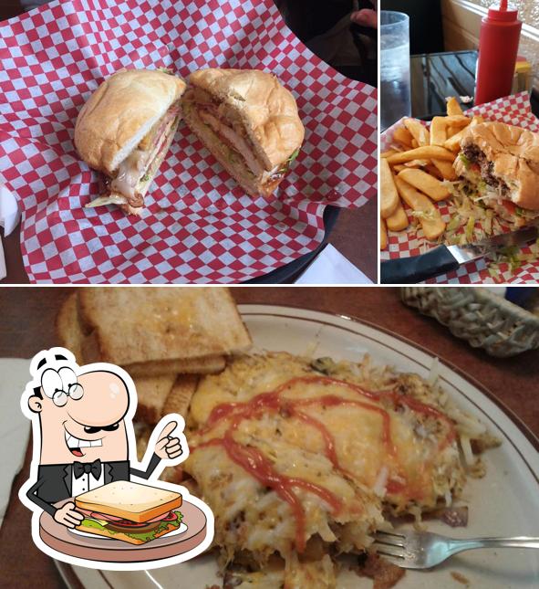 The Otis, Otis Orchards-East Farms - Restaurant menu, prices and reviews