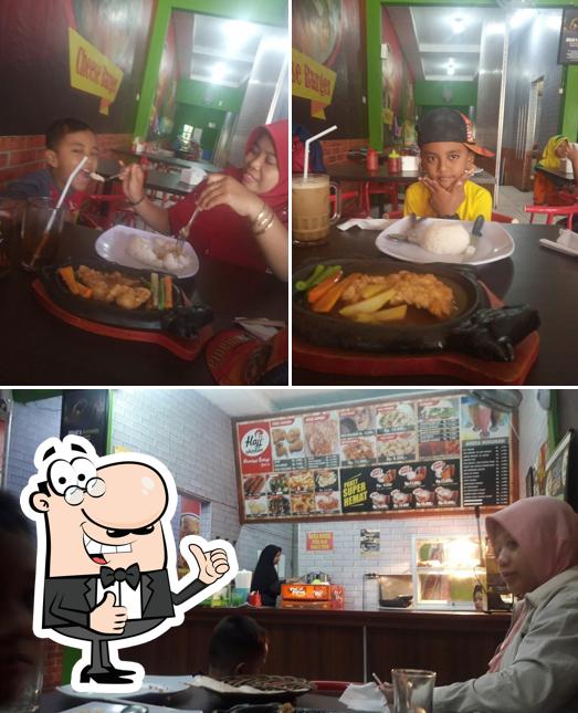 Hajj Chicken restaurant, Sidorejo, Jl. Raya Ahmad Yani No.28b ...