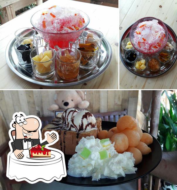 Nt' café restaurant, Na Phra Lan